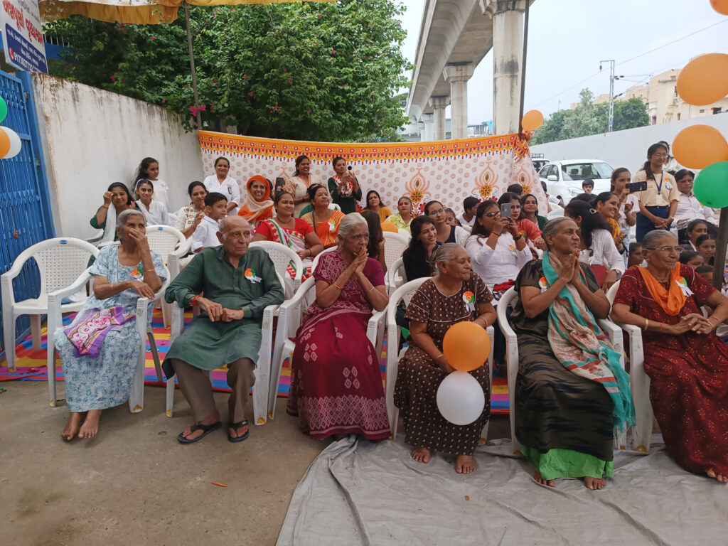 Annapurna Vruddhashram - Old Age Home - Ghardaghar Paldi Ahmedabad